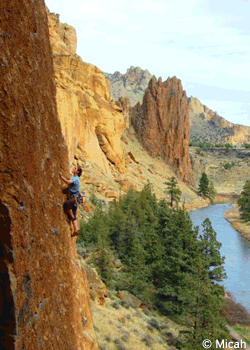 Flash: 8 Incredible Climbing Structures - Climbing