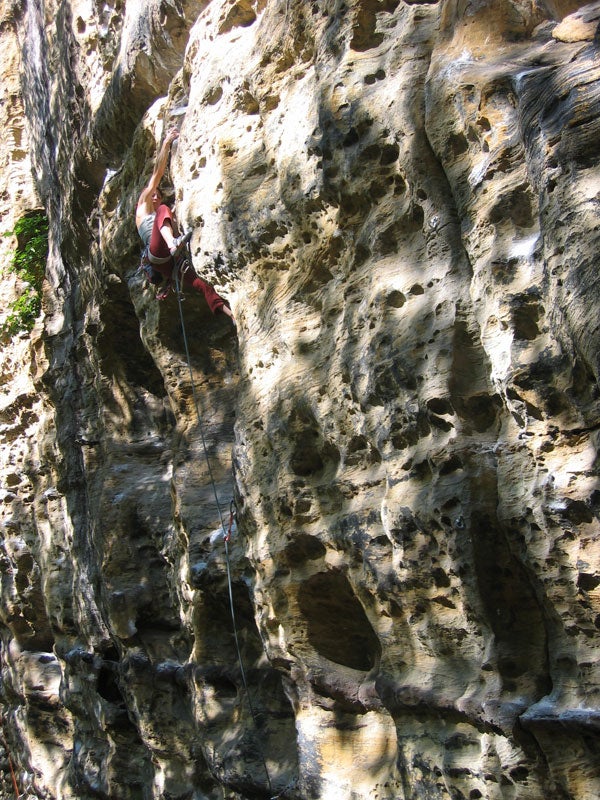 Triple Crown Bouldering at the Stone Fort