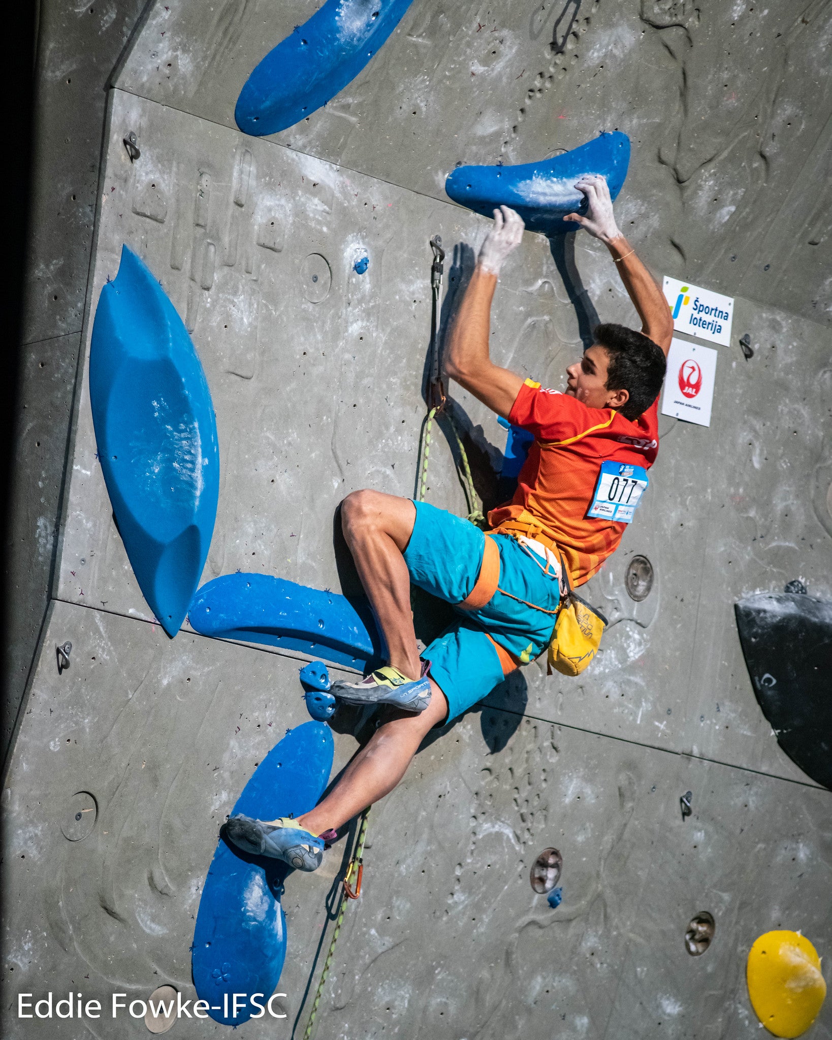 Alex Honnold, Felipe Camargo, and China's Getu Arch