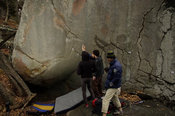 Alex Honnold, Felipe Camargo, and China's Getu Arch