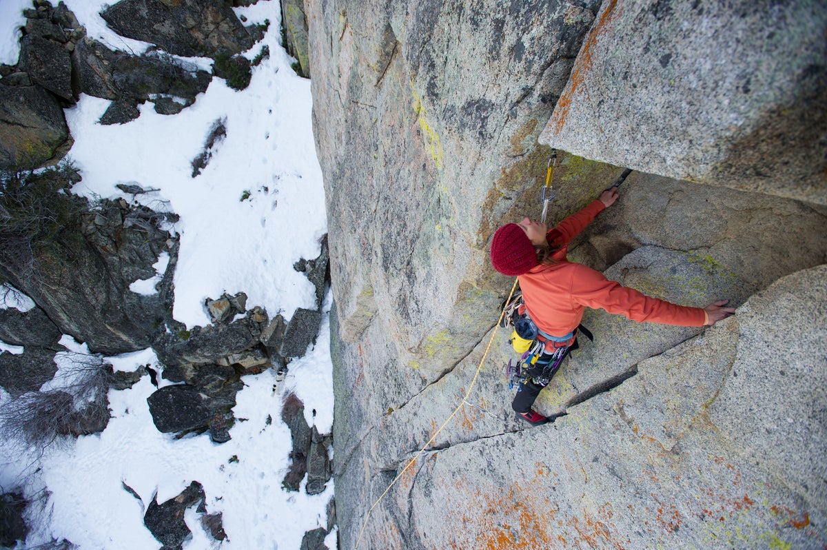 How to Downclimb - Climbing