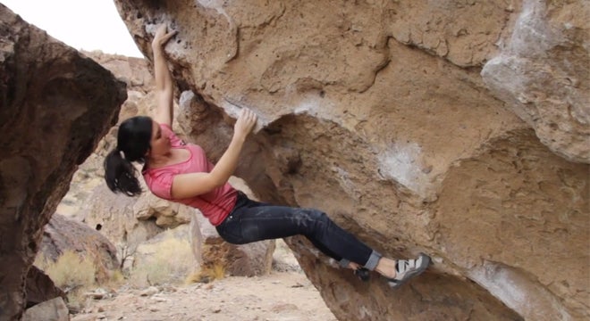 Video: 50 Boulder Problems in 60 Seconds - Climbing