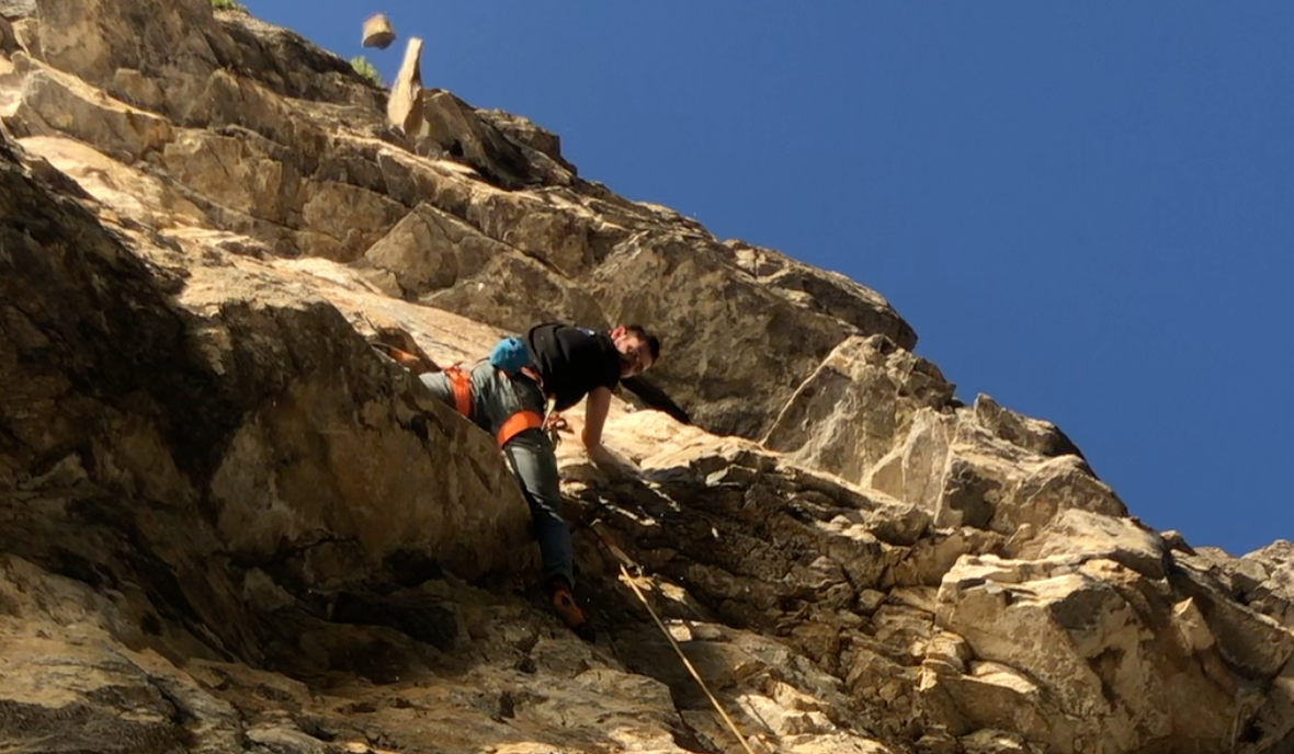 Weekend Whipper: Loose Blocks Hit Crag Spectator - Climbing