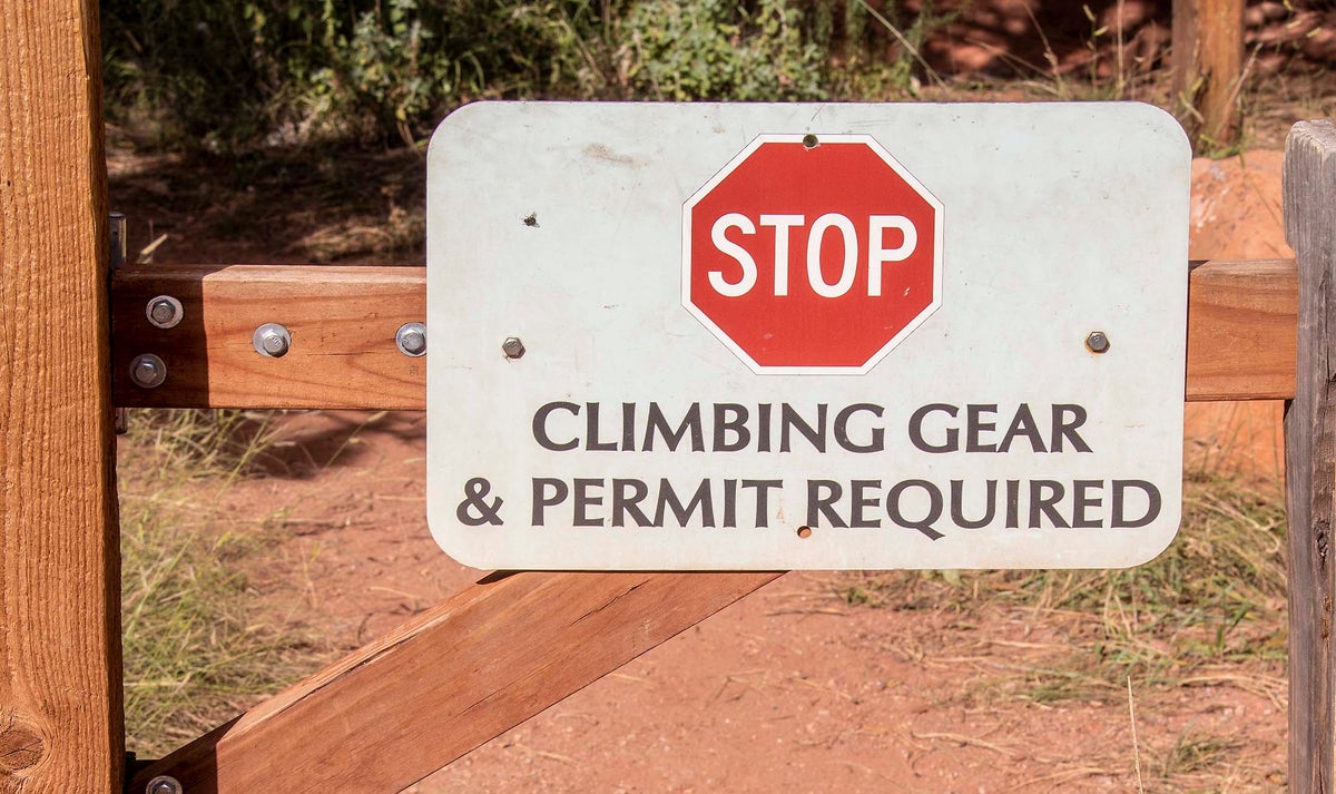 Park Rangers Kick Climber Off Crag For Using Dangerous Gear - Climbing