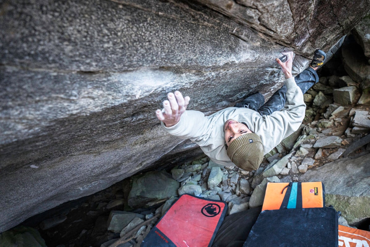 Shawn Raboutou Does First Ascent Of Alphane V17 Climbing shawn-raboutou-does-first-ascent-of-alphane-v17-climbing