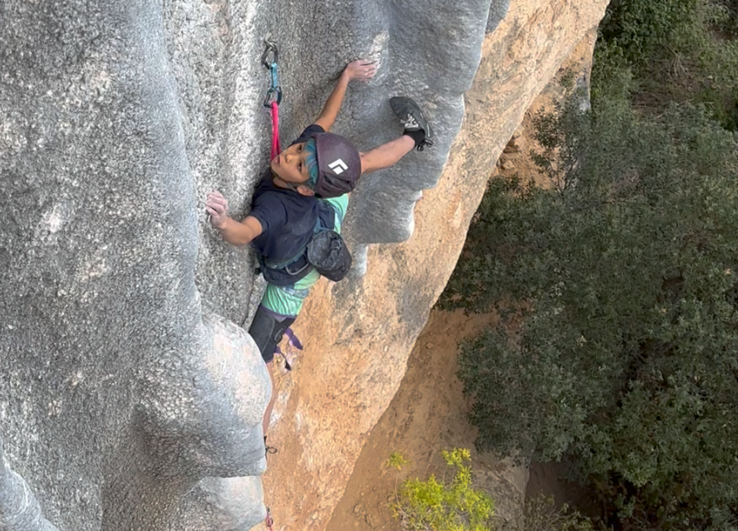 Bayes_Meconi_8a_1 - Climbing